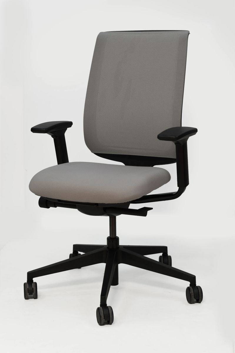 STEELCASE REPLY ERGONOMIC DESK CHAIR