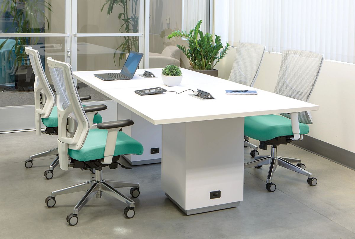 8' RECTANGULAR CONFERENCE TABLE WITH POWER/USB UNIT