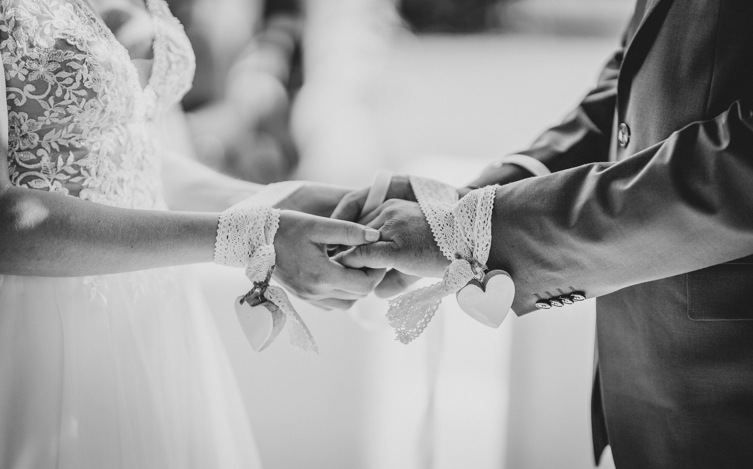 Experienced Wedding Celebrant Services