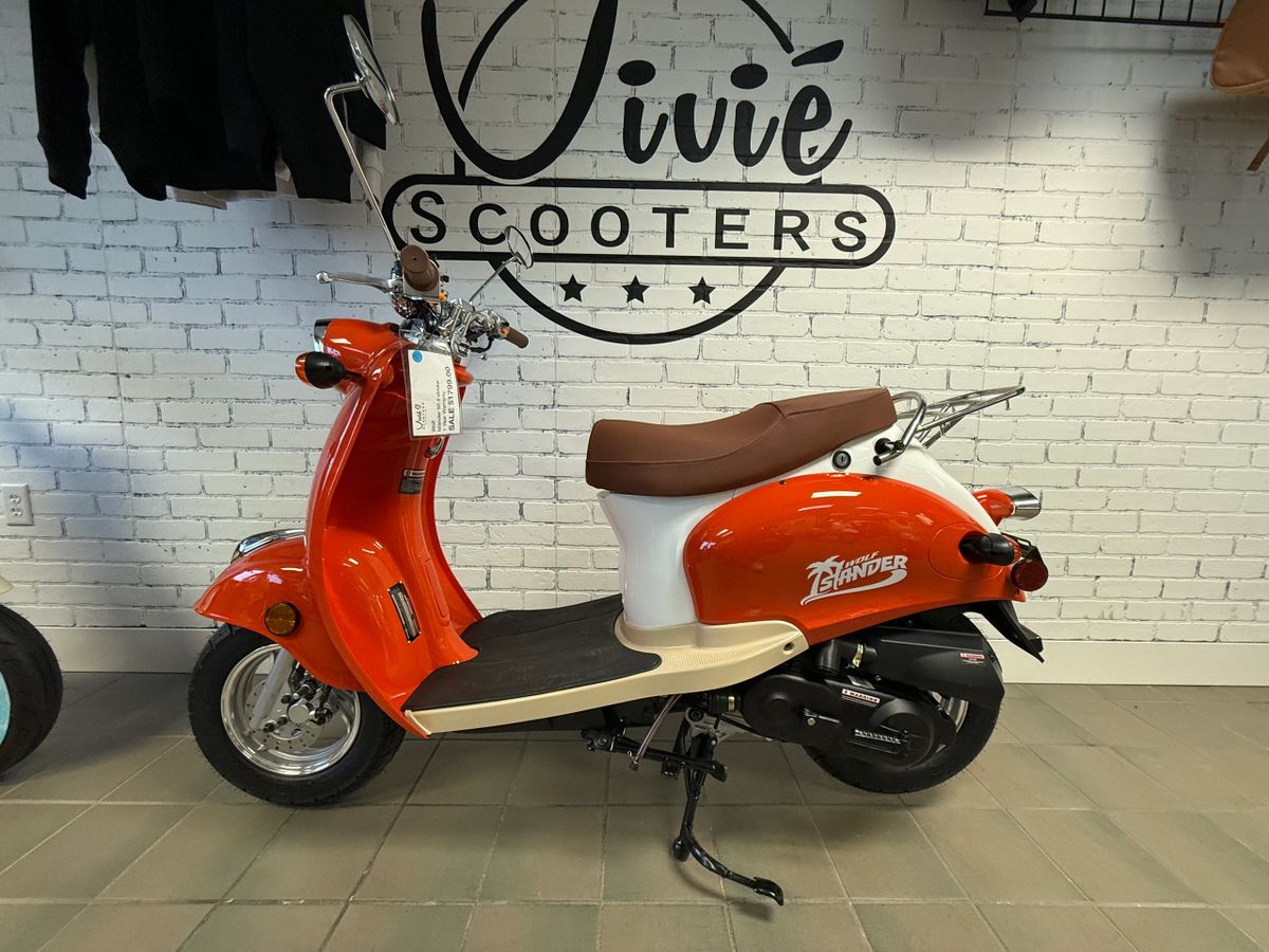 Hot Color! Wolf Islander 50cc Retro White/Orange