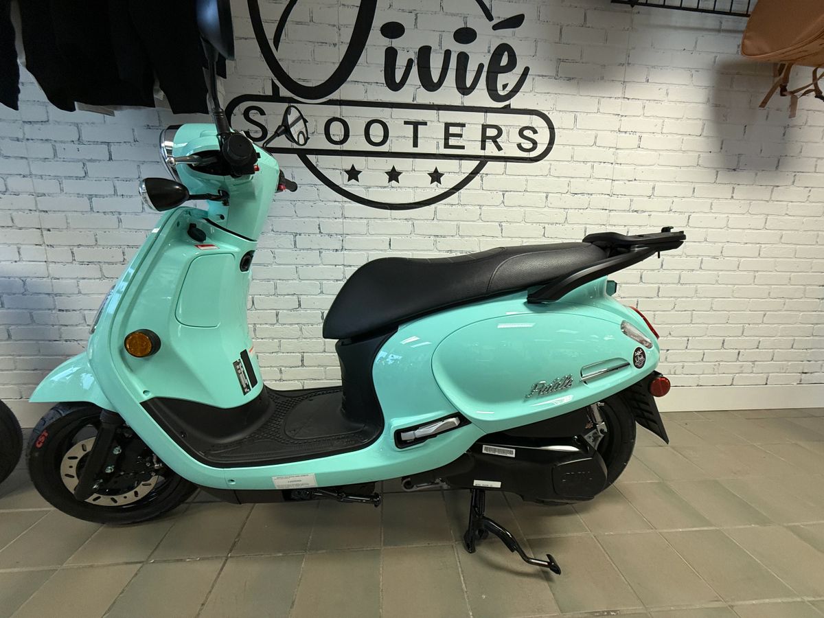 Hot New Color! Fiddle IV 200i Mint Green