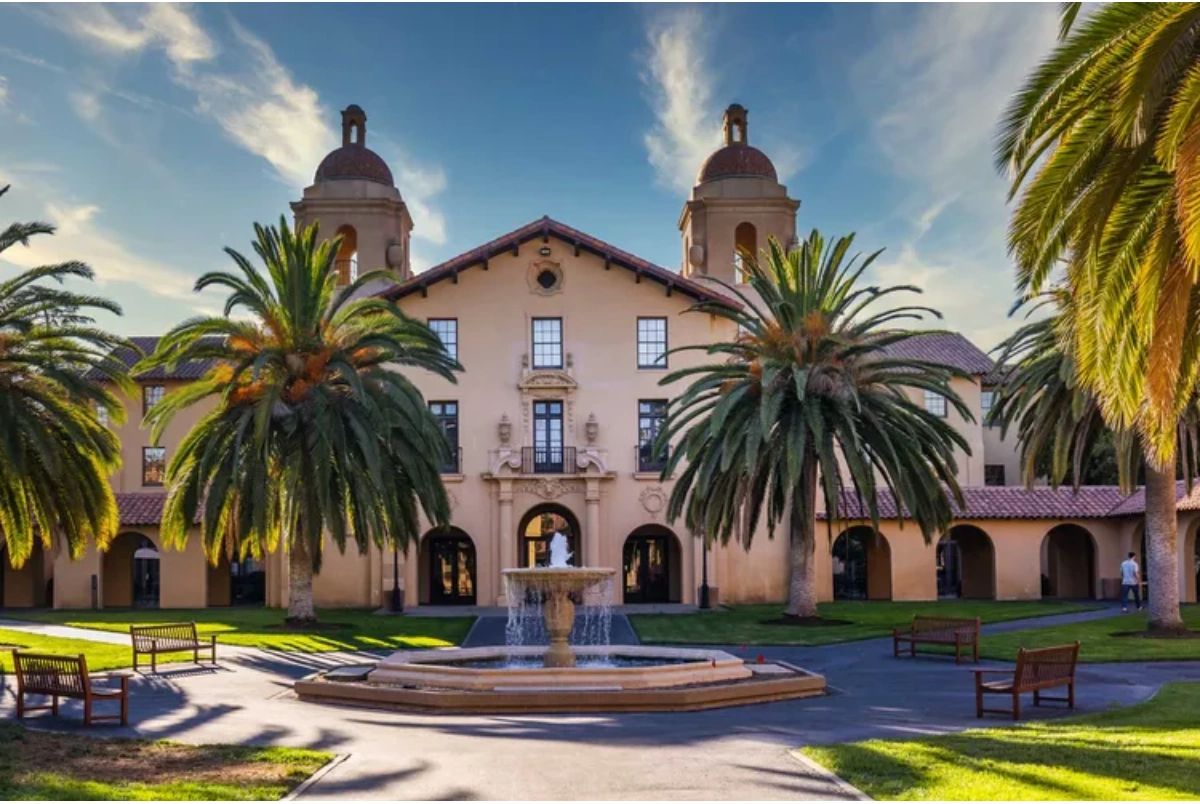 Travel + Leisure's 25 Most Beautiful College Campuses