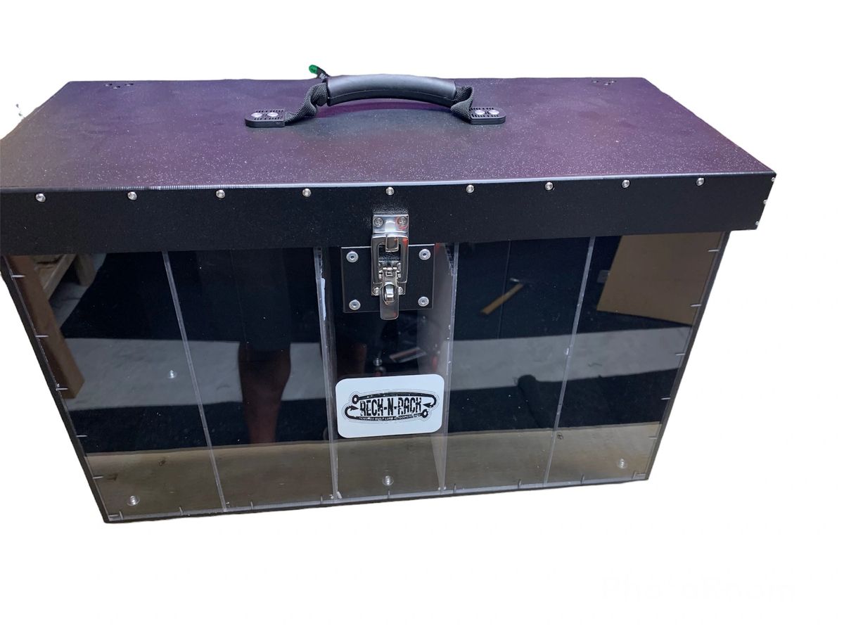 Musky Tackle Box (The Troller)