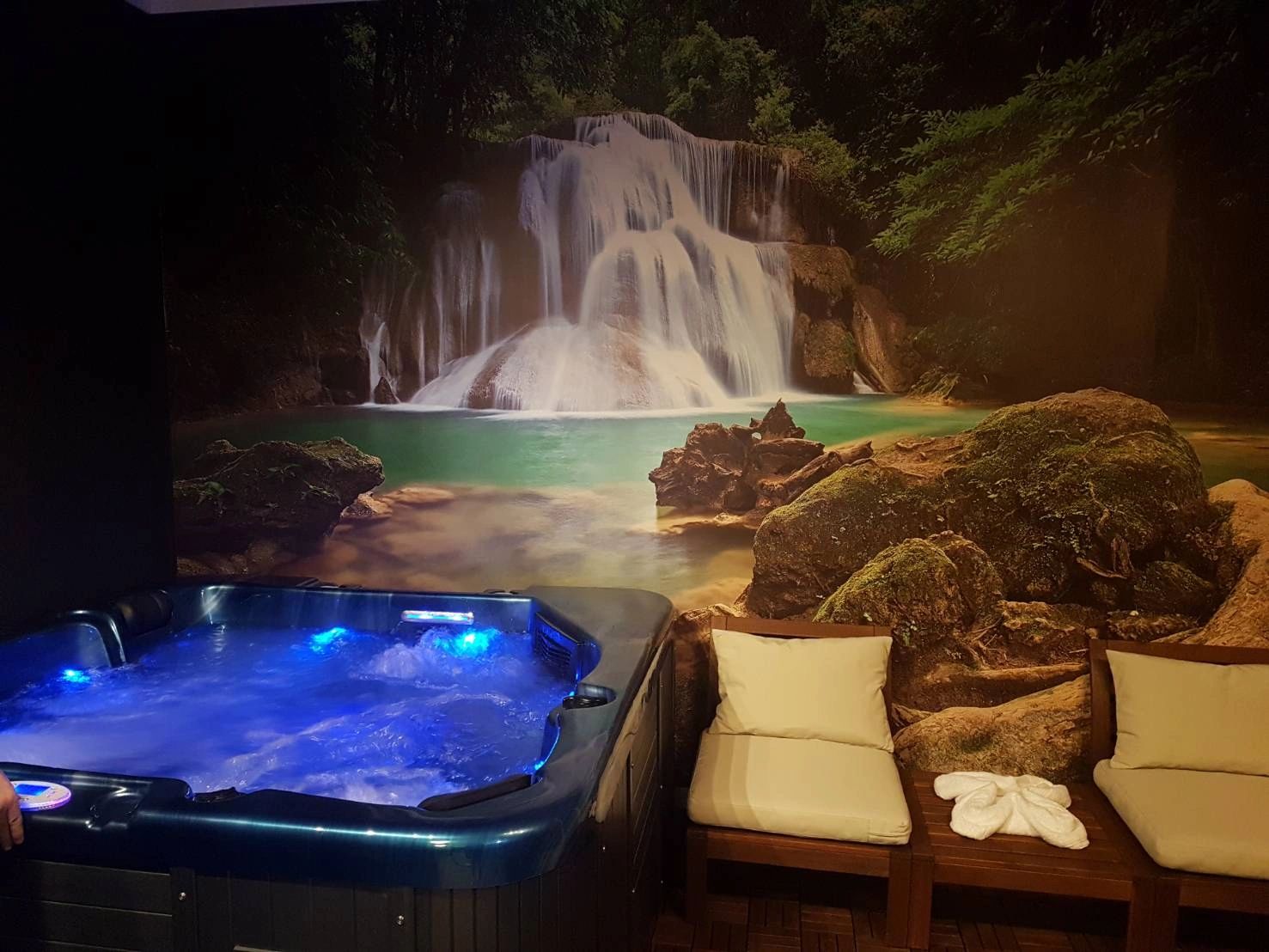 GC Massage and Beauty - Massage, Beauty, Magnesium Hydro-Spa, Massage