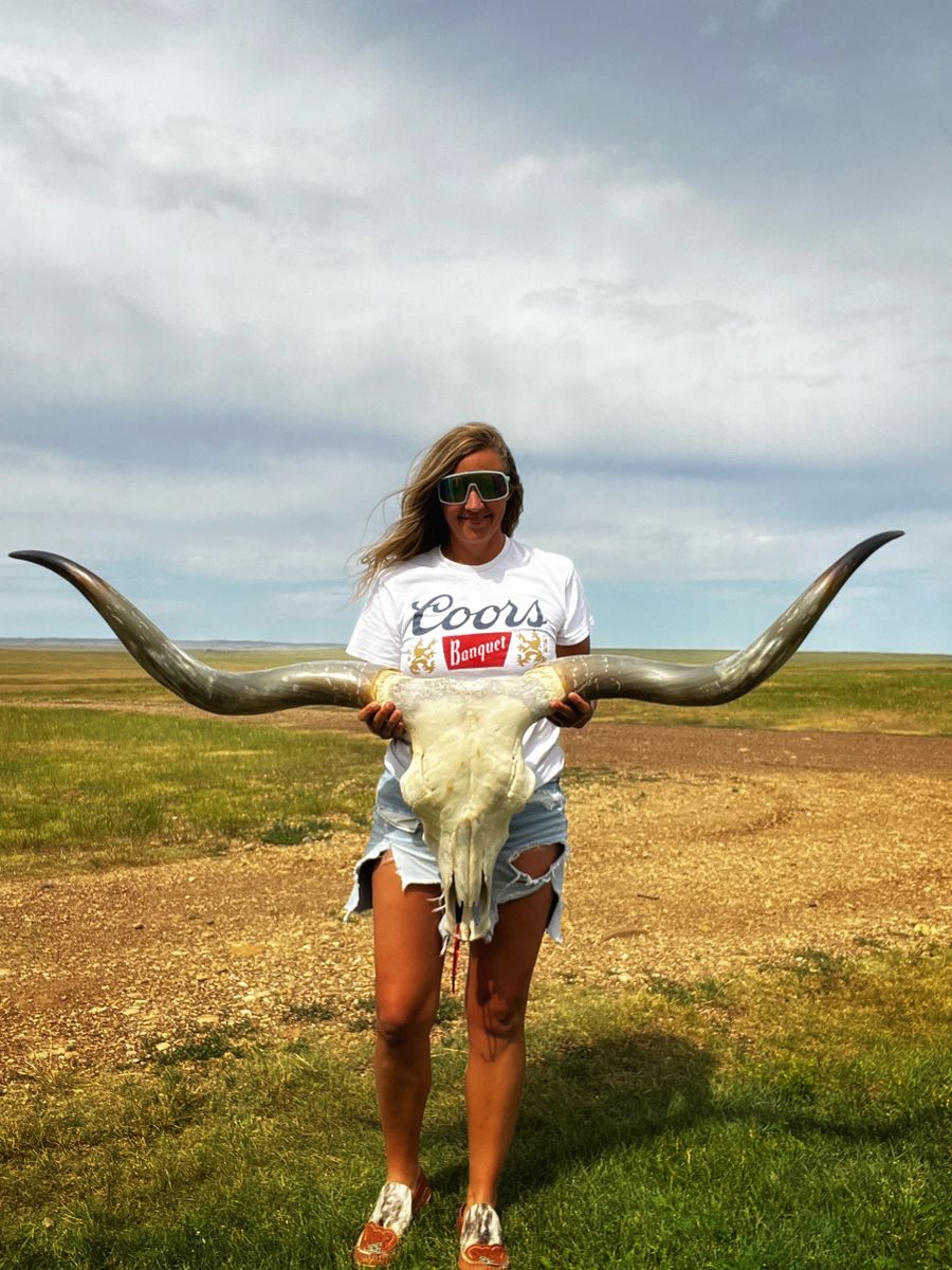 62" Grey/Reddish-brown tips