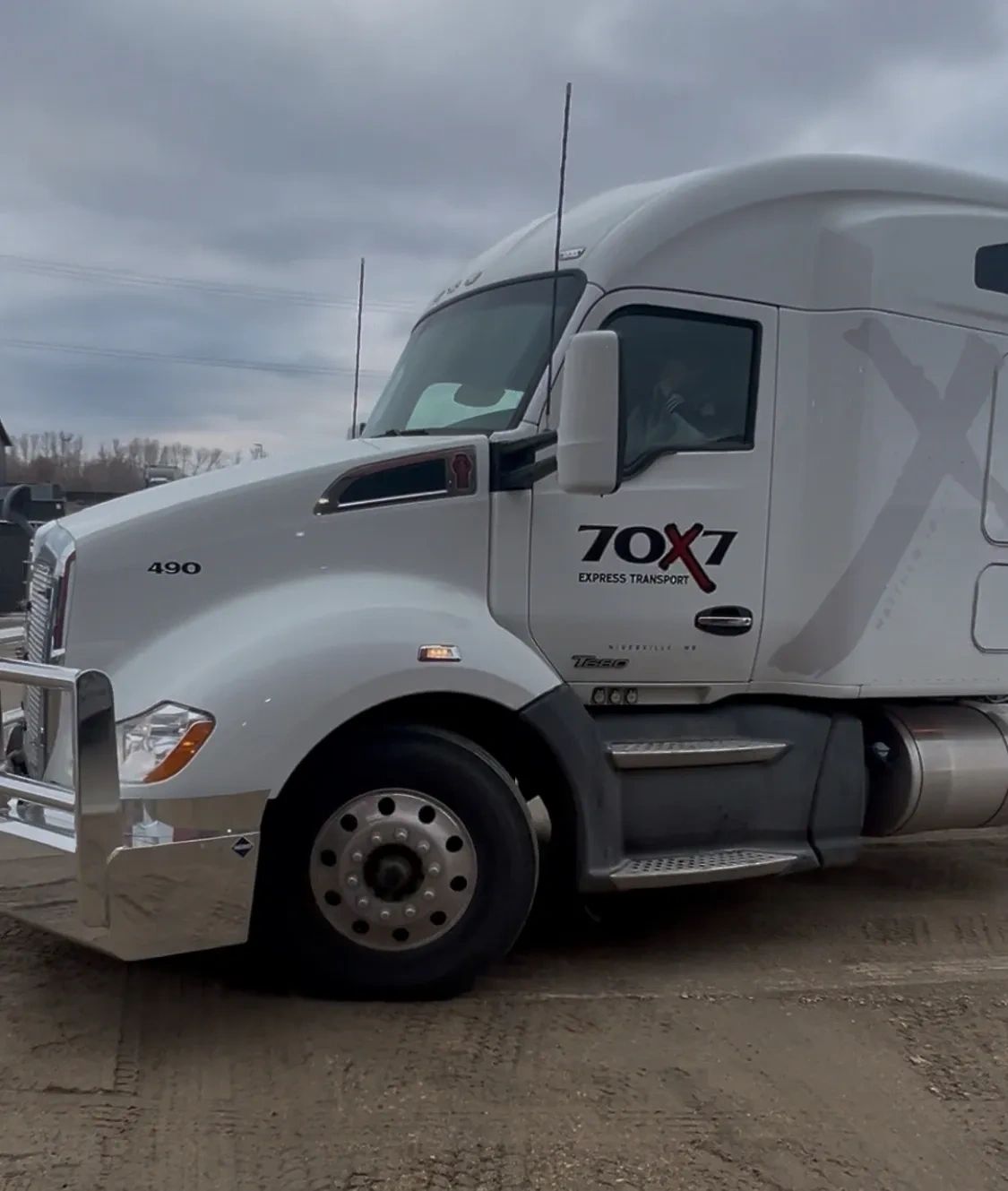 70x7 Express Transport Ltd