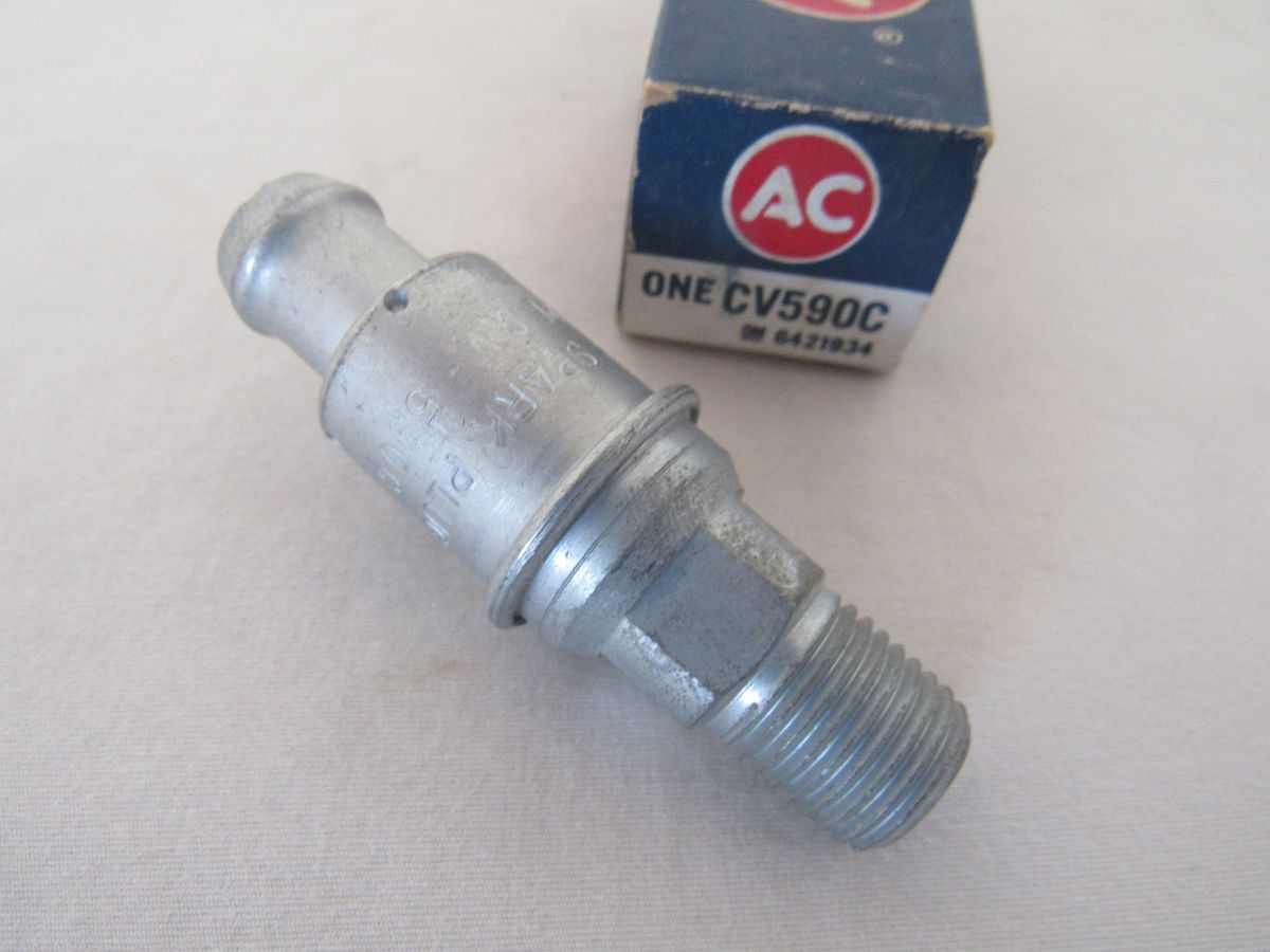 NOS 1963-67 Chevy Corvette Camaro Chevelle 283 327 PCV CV-590 Valve GM ...