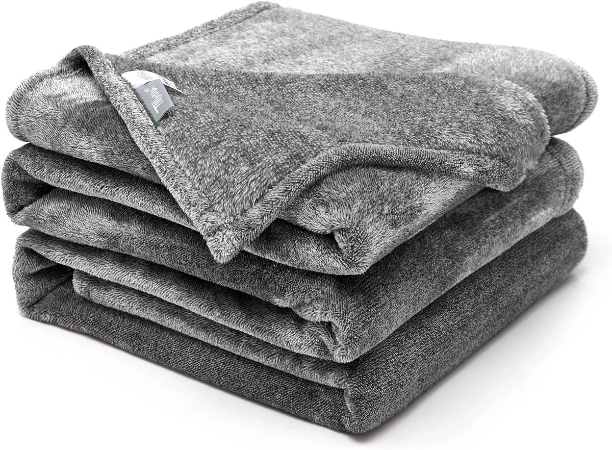 TILLYOU Cationic Flannel Fleece Blanket Soft Lightweight Grey Color