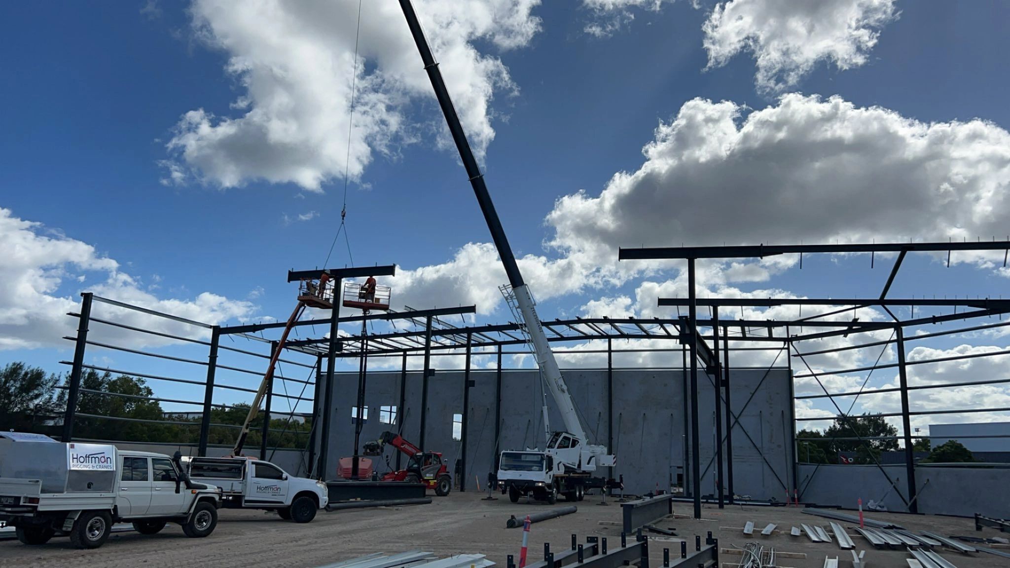 Aero Healthcare Centre | Hoffman Rigging