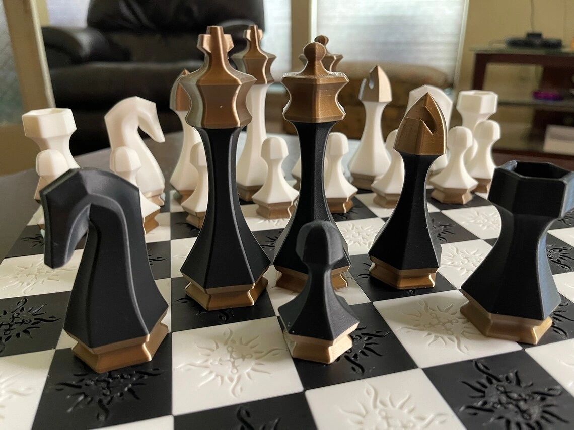 Hexagonal Modern Chess Set 32 Pieces