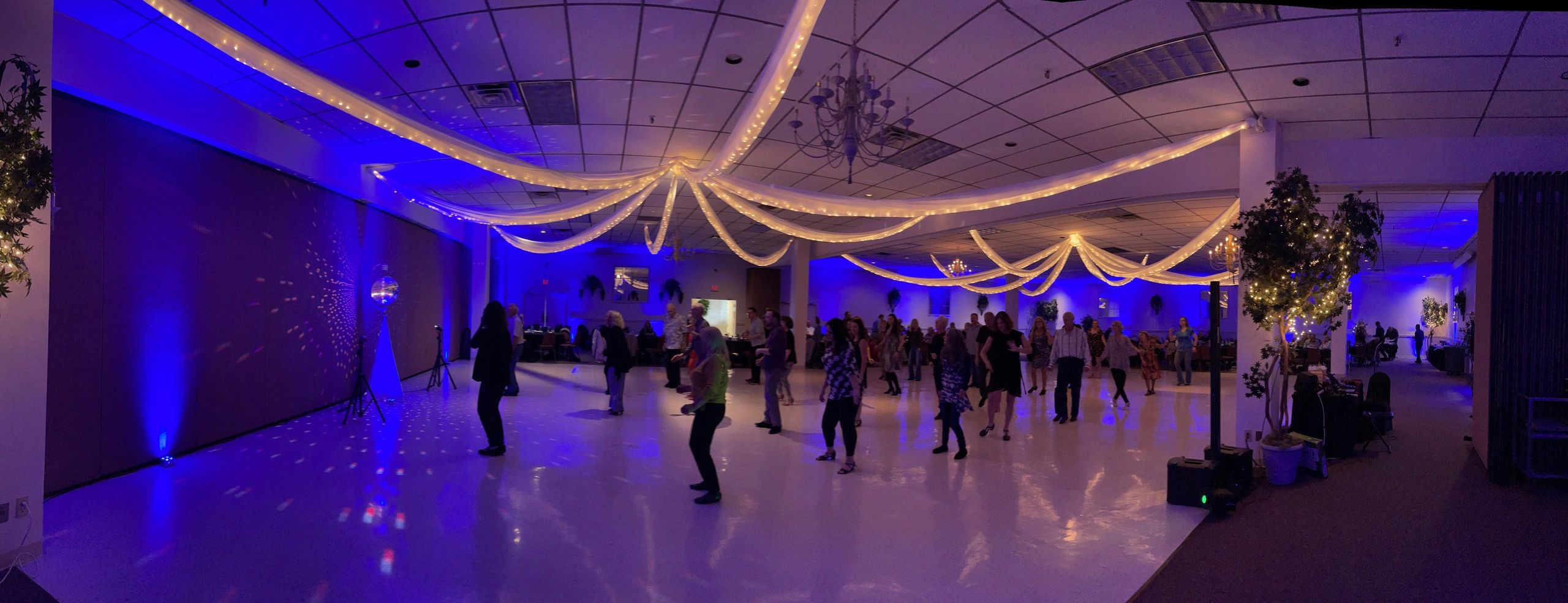 MJ BALLROOM DJ SERVICES & DANCE VENUE