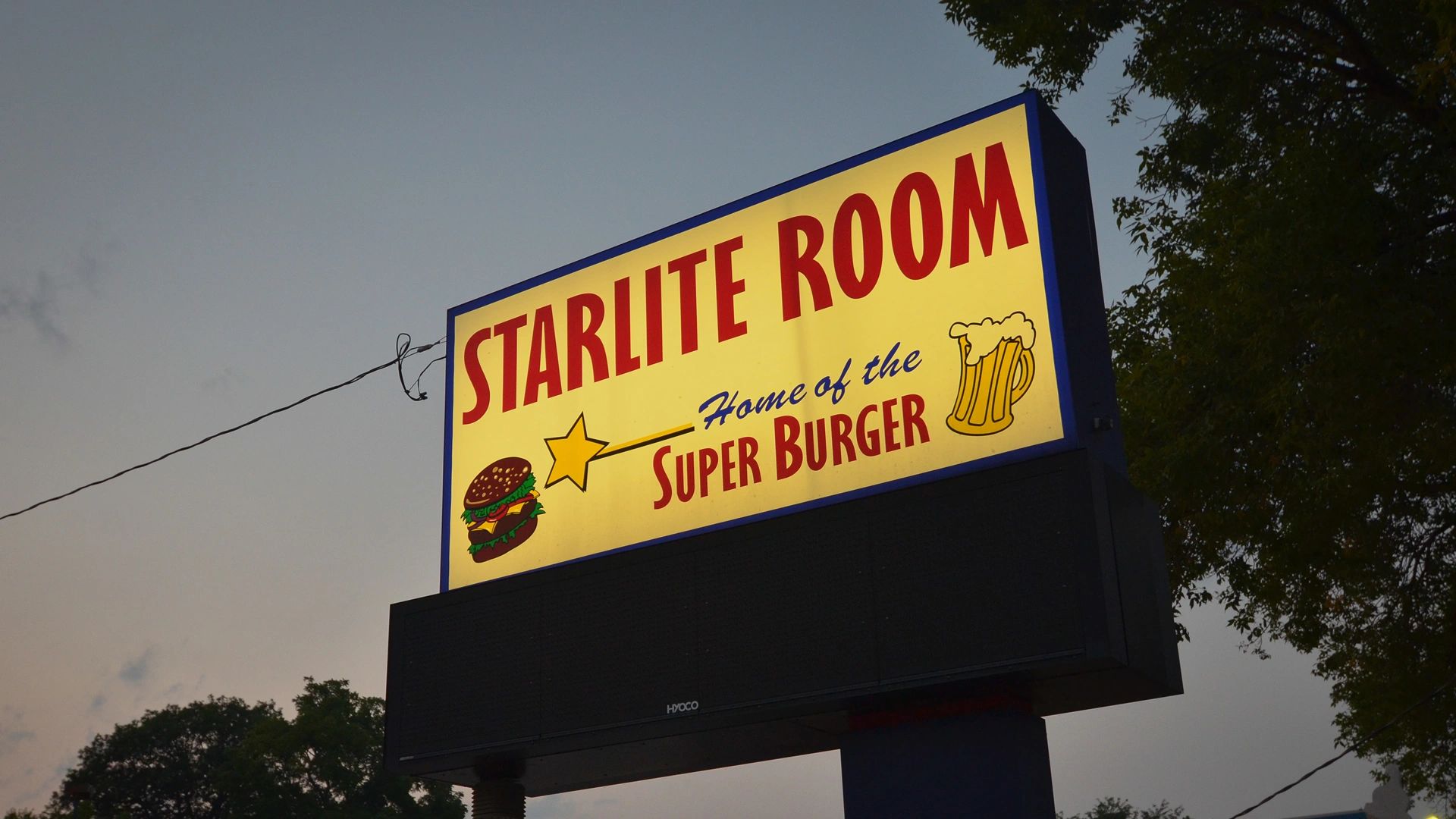 Restaurant/Bar, Burgers - Starlite Room - Cedar Rapids, Iowa