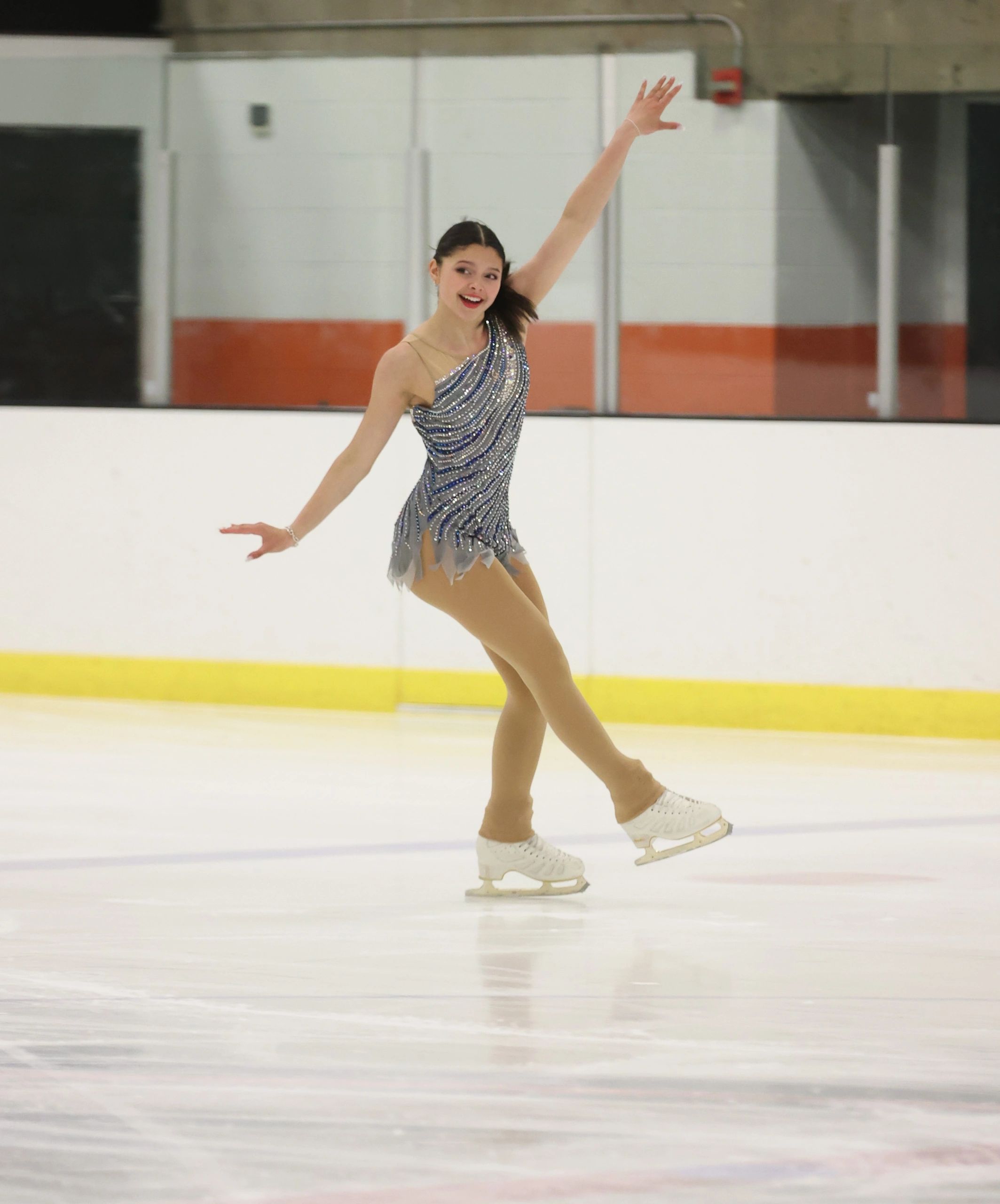 Sofia Frank | Golden Skate