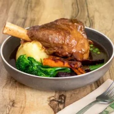 Welcome to Tatura Middle Hotel - Your Family Pub Destination