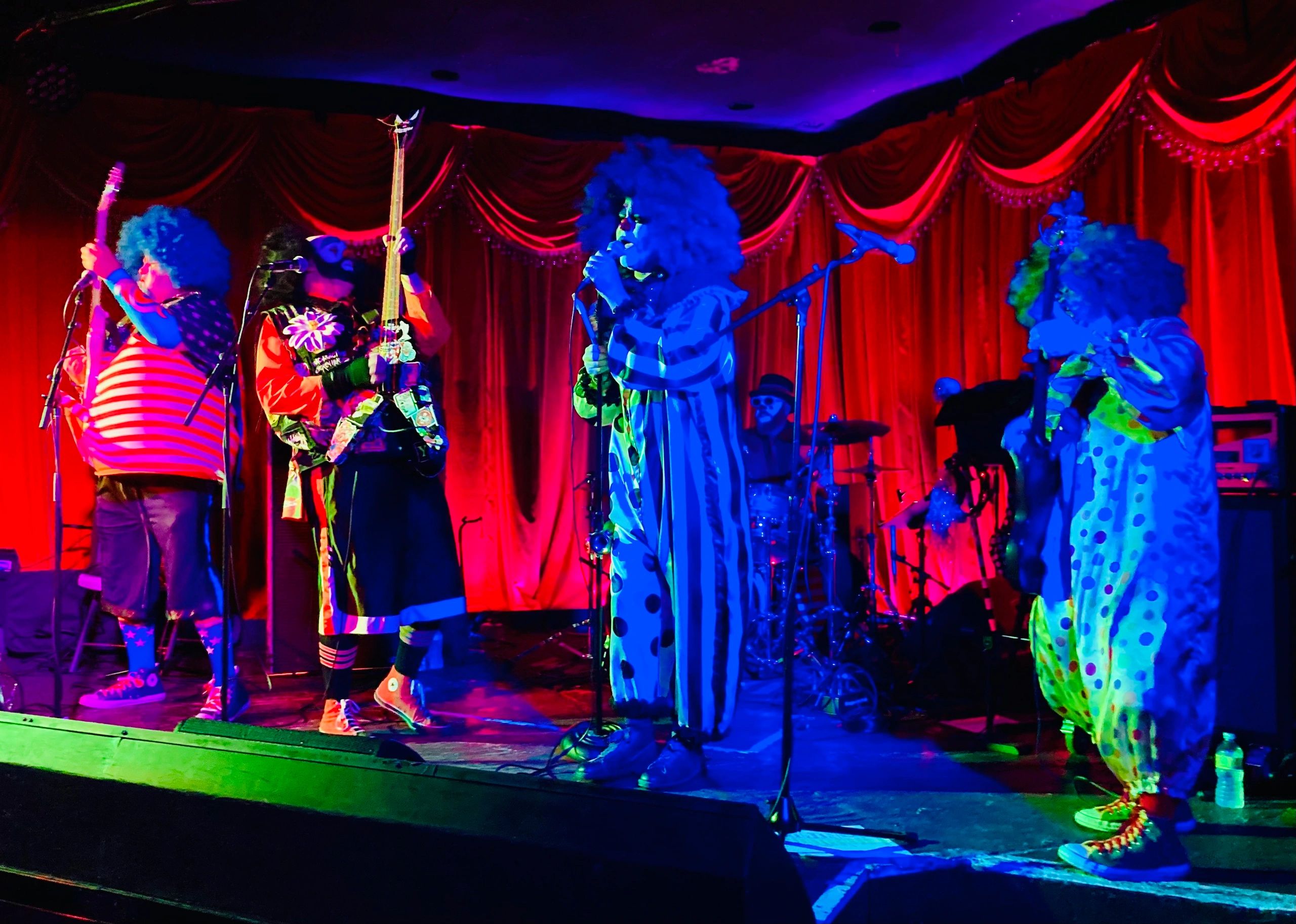 THE BIG TOP TheClownsBand