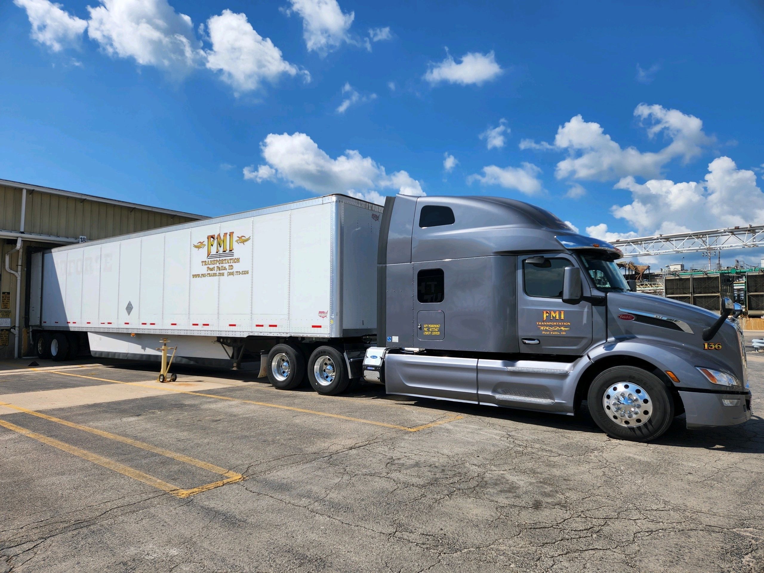 Reliable Freight Transportation Services | FMI Transportation