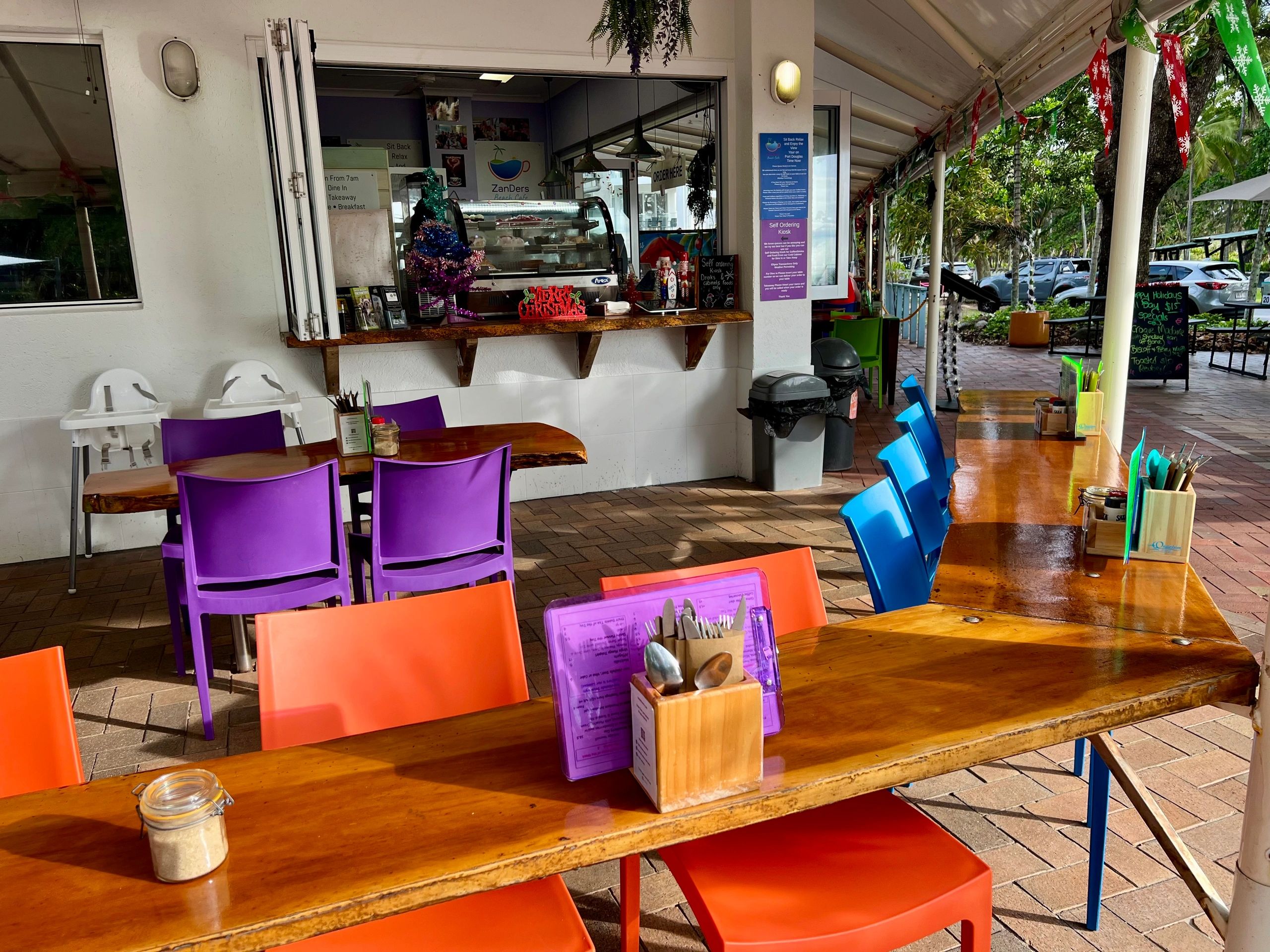 Zanders Beach Cafe