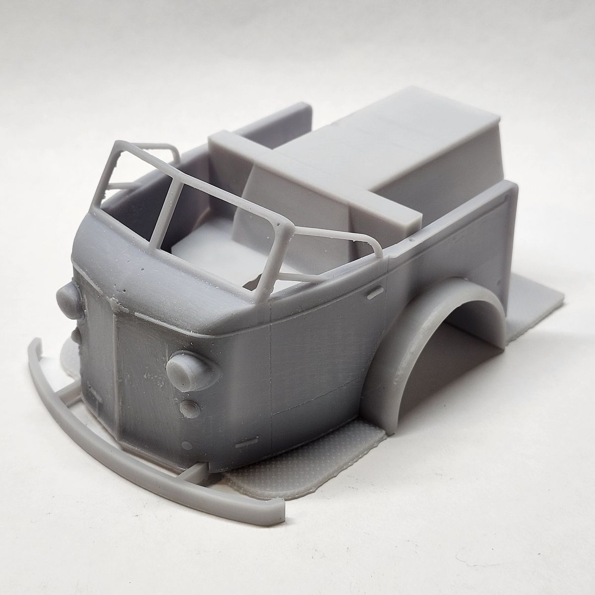 Dave Lenczewski's ALF 700-Series Open Cab 1/25th Scale Cab Kit