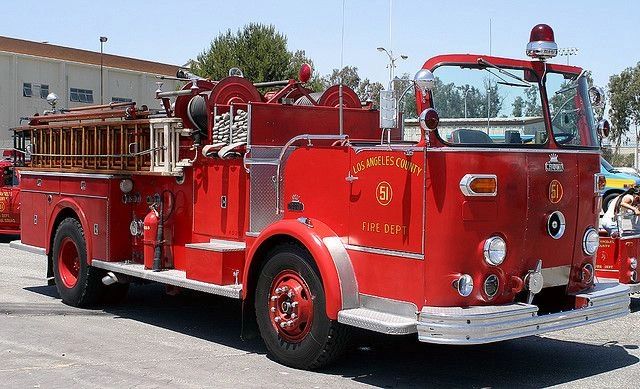 CURRENTLY BEING REVISED - 1965 Crown Firecoach Open Cab Pumper 1/25th ...