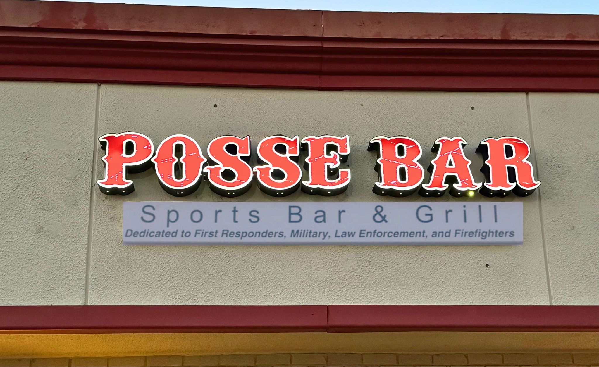 Posse Bar - Sports Bar, Dive Bar, Whiskey Bar