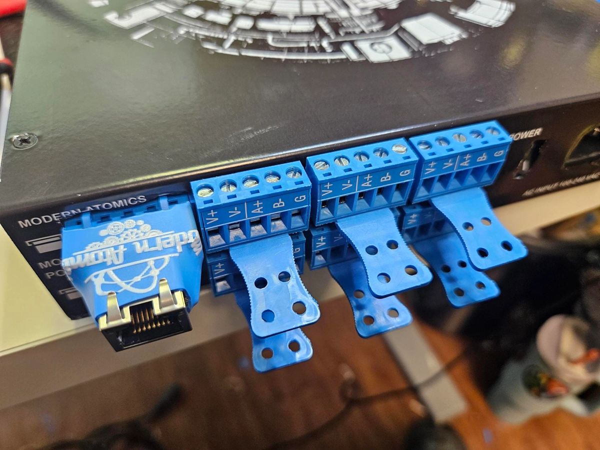 RECAT (CAT5 to TERMINAL BLOCK FOR Reaktor, Neutron, and Tokamak rear ports)