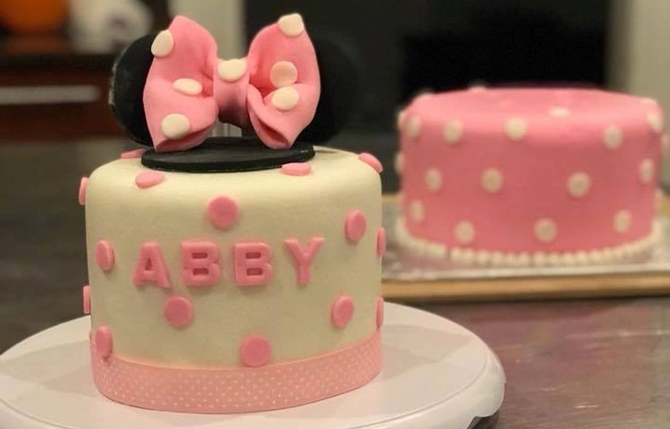 Kaye Bakes - Cakes and Cupcakes, Wedding Cakes, Birthday Cake