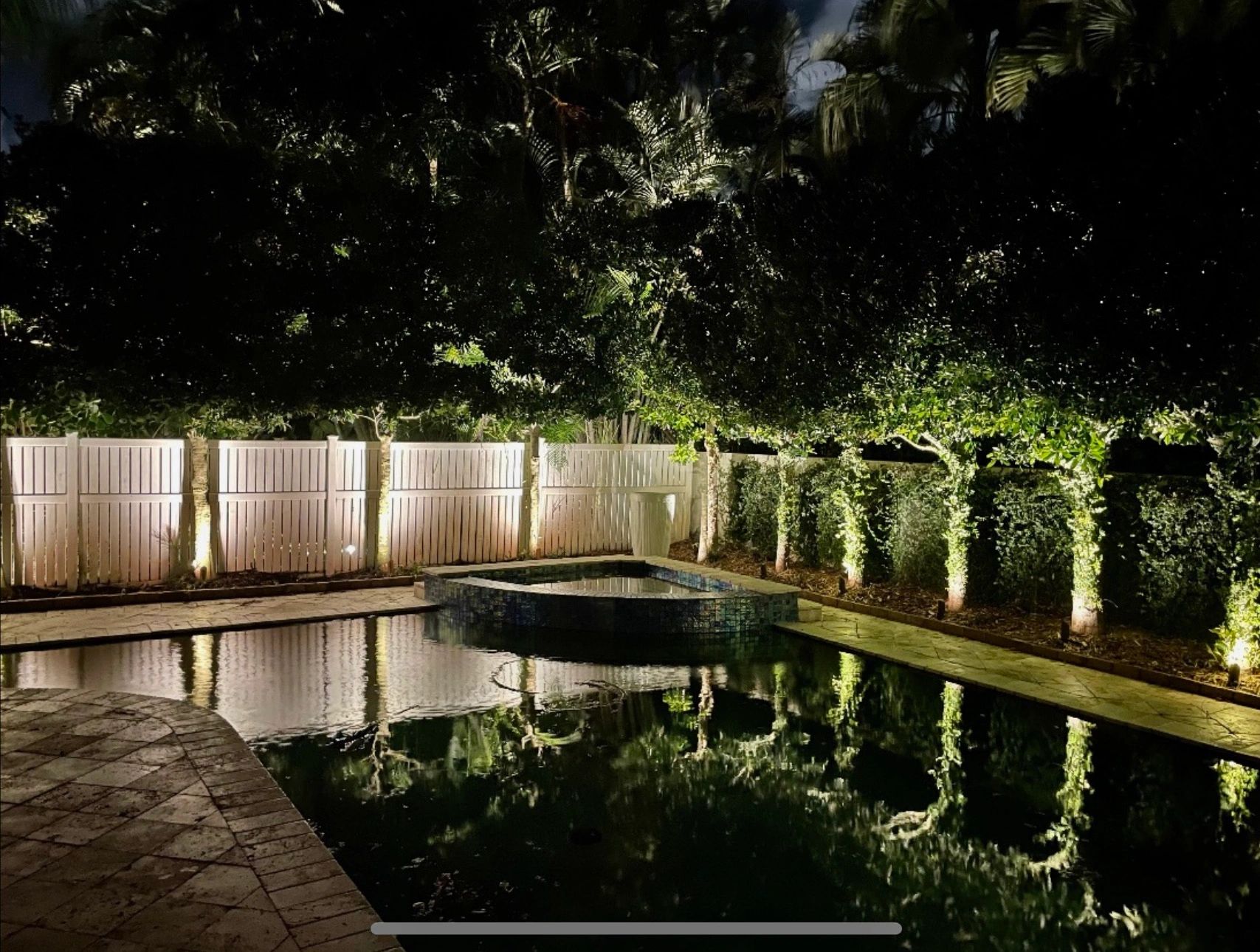 Landscape Lighting - Sunshine Lighting