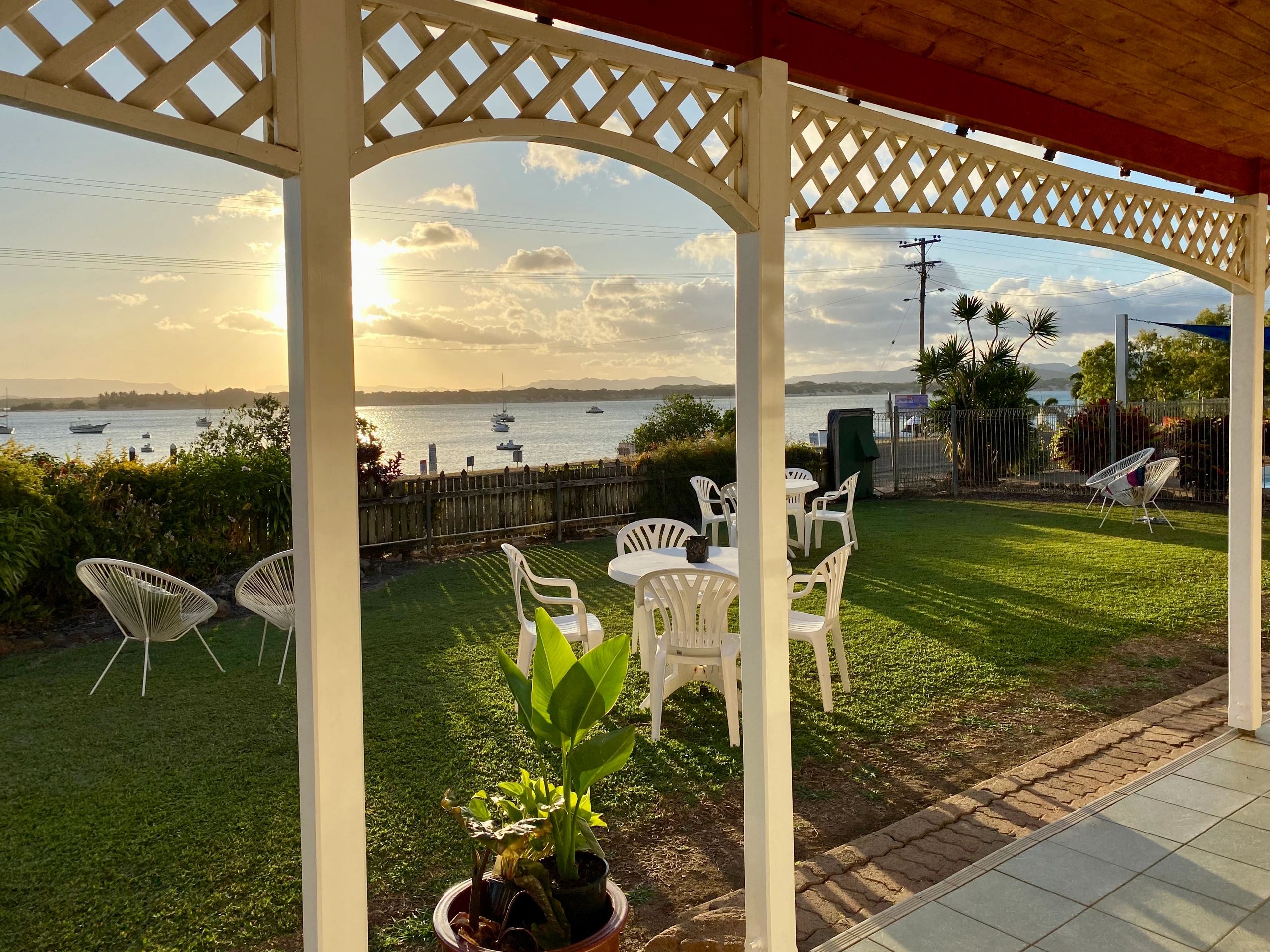 The Seaview Cooktown - Waterfront Accommodation
