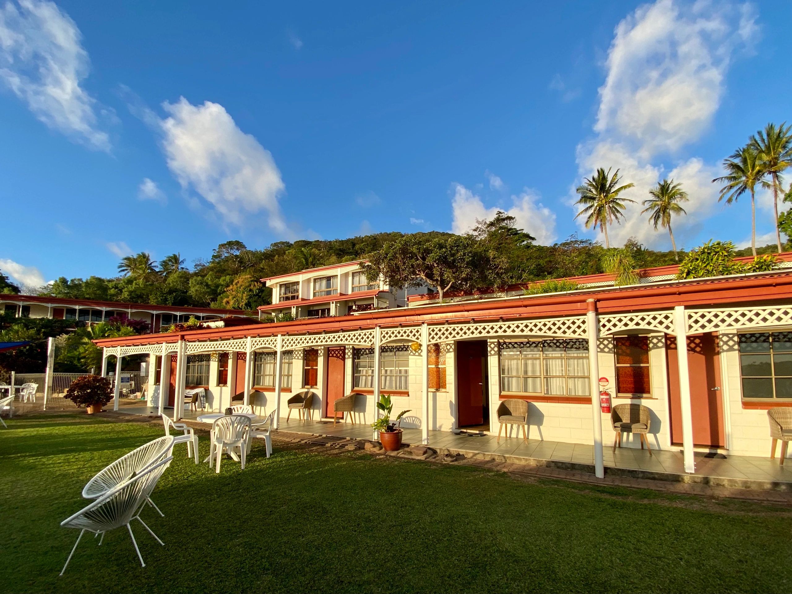 The Seaview Cooktown - Waterfront Accommodation