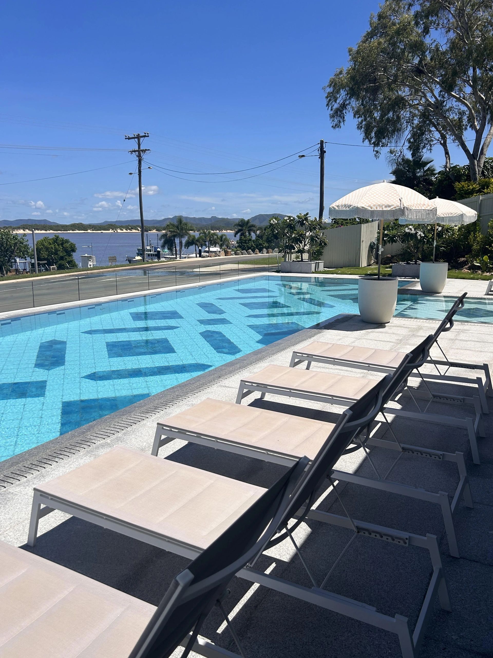 Waterfront Accommodation - The Seaview Cooktown