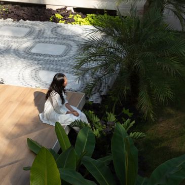 About Us | Studio Risa