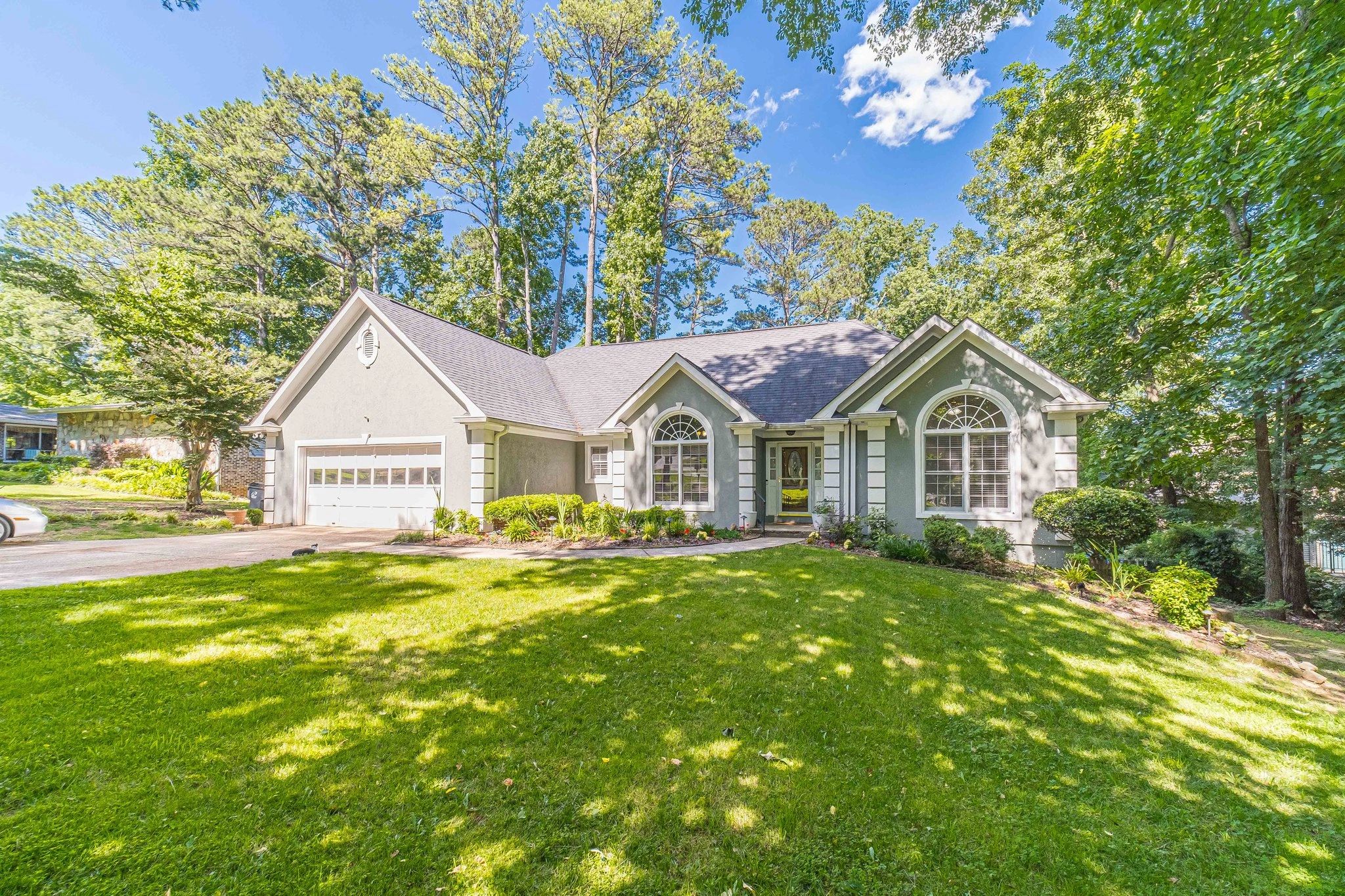 Smoke Rise Agents Listings