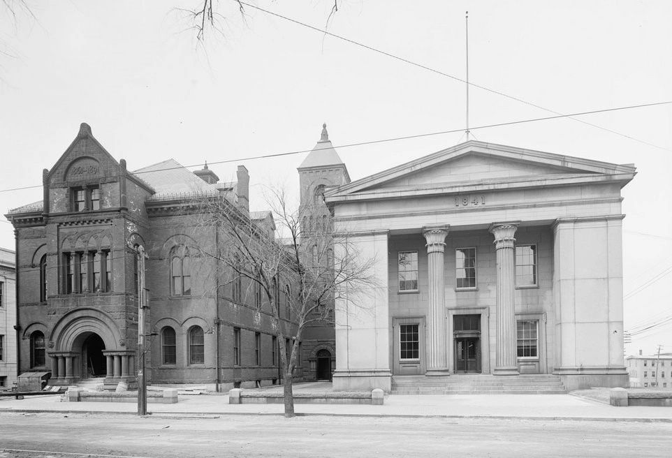 Top Criminal Defense Attorney | Law Office of Jeffrey G. Sweeney