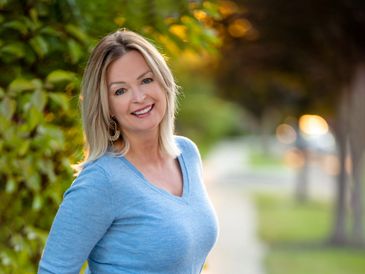 Dr. Kellye Schab @ Balanced & Well Living LLC