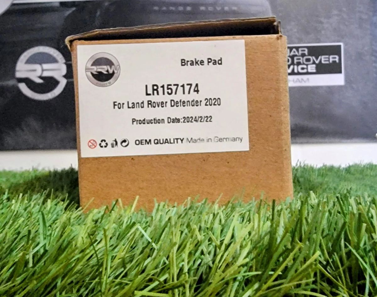 Range Rover L460 LR157174 Front Brake Pads