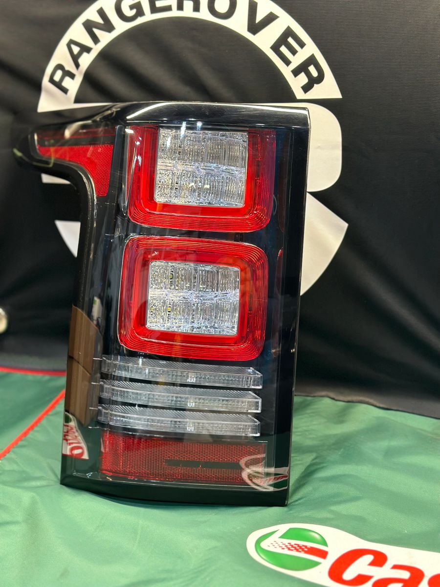 Range Rover L405 Rear Light Passenger Side Pre-Loved