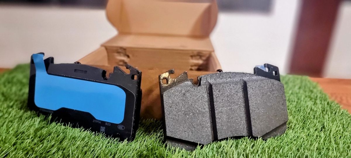 Range Rover L460 LR157389 Front Brake Pads