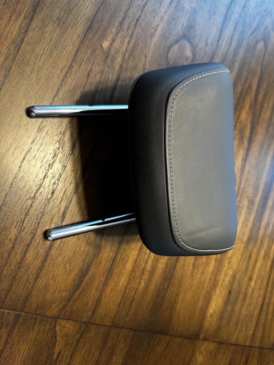2015 Audi 8V A3/S3 Rear Leather Euro Headrests with Silver Stitching