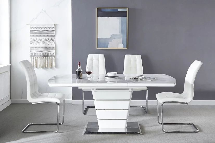 Corin expandable dining table