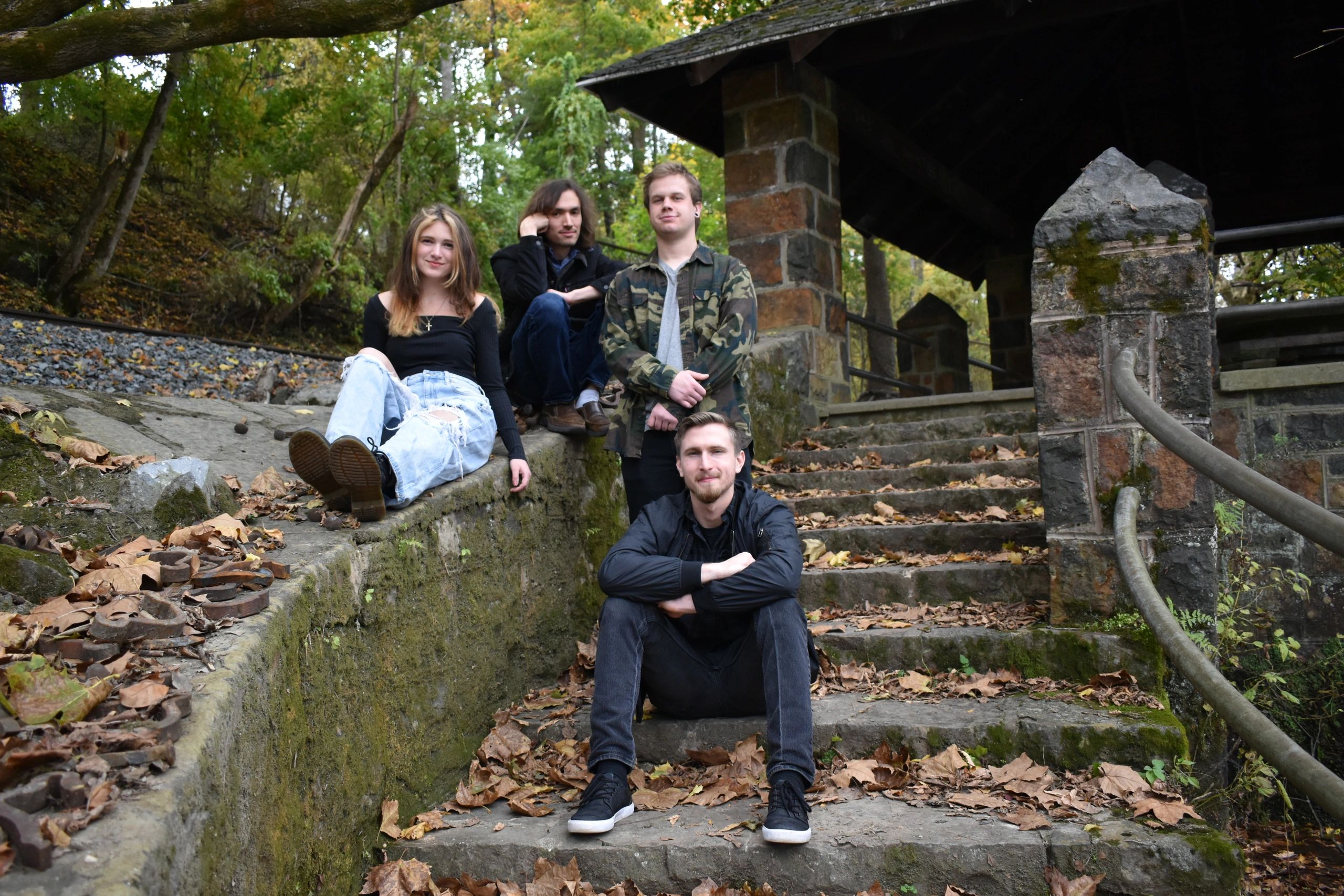 Smooth Retsina Glow.com - Music, Music, Art