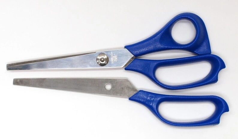Stained Glass Pattern Shears- Mika 2 in 1