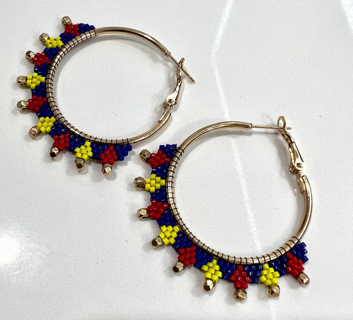 Jester hoops