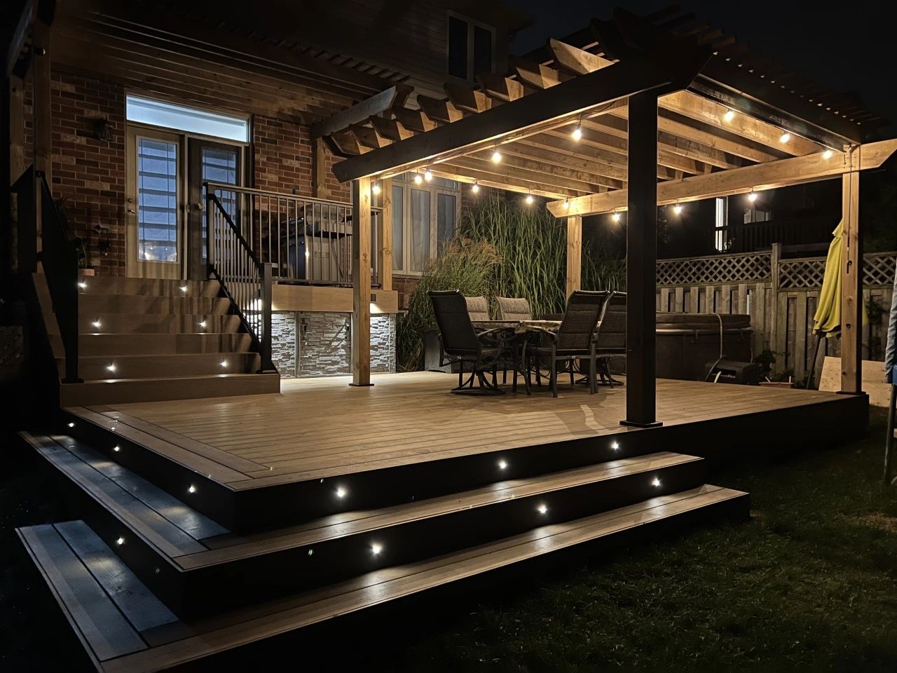 Deck Builders London Ontario - Platinum Decks Limited