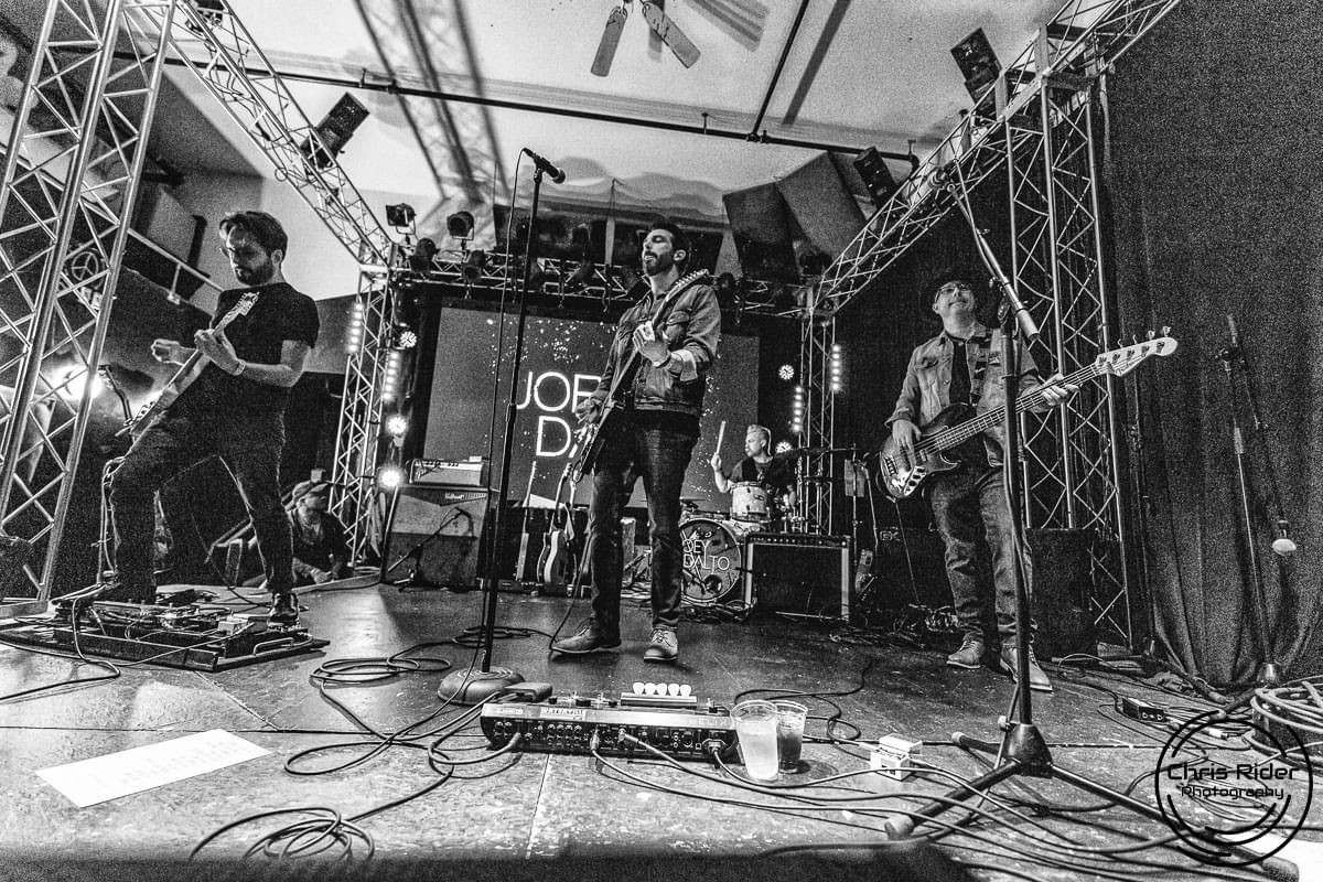 SHOWS