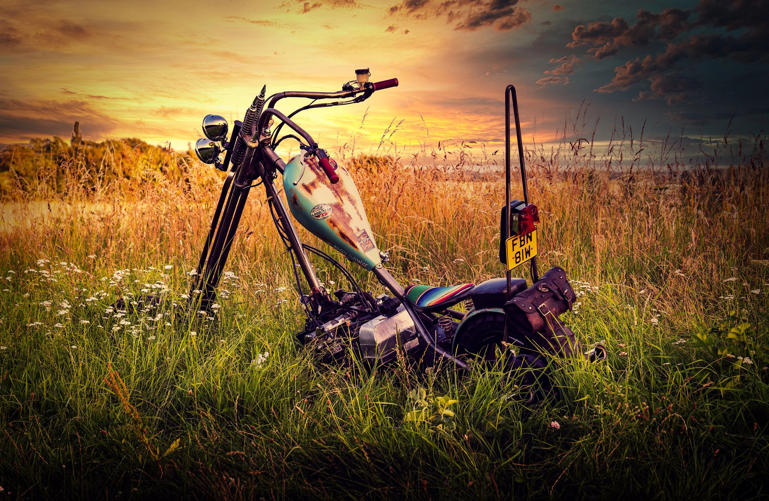 Rawsteelchoppers - Custom Motorbike, Bespoke Frame, Chopper