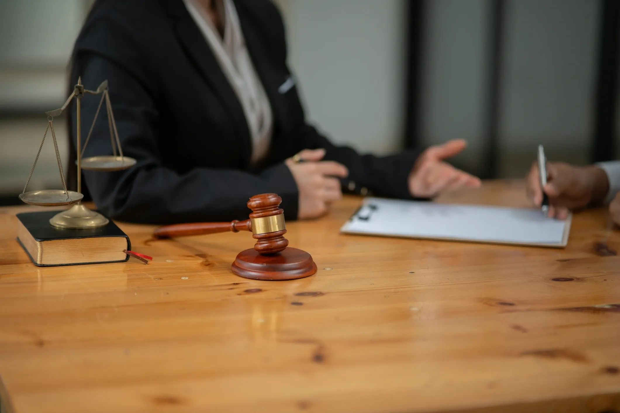 Servicios de asesoría y representación legal en México