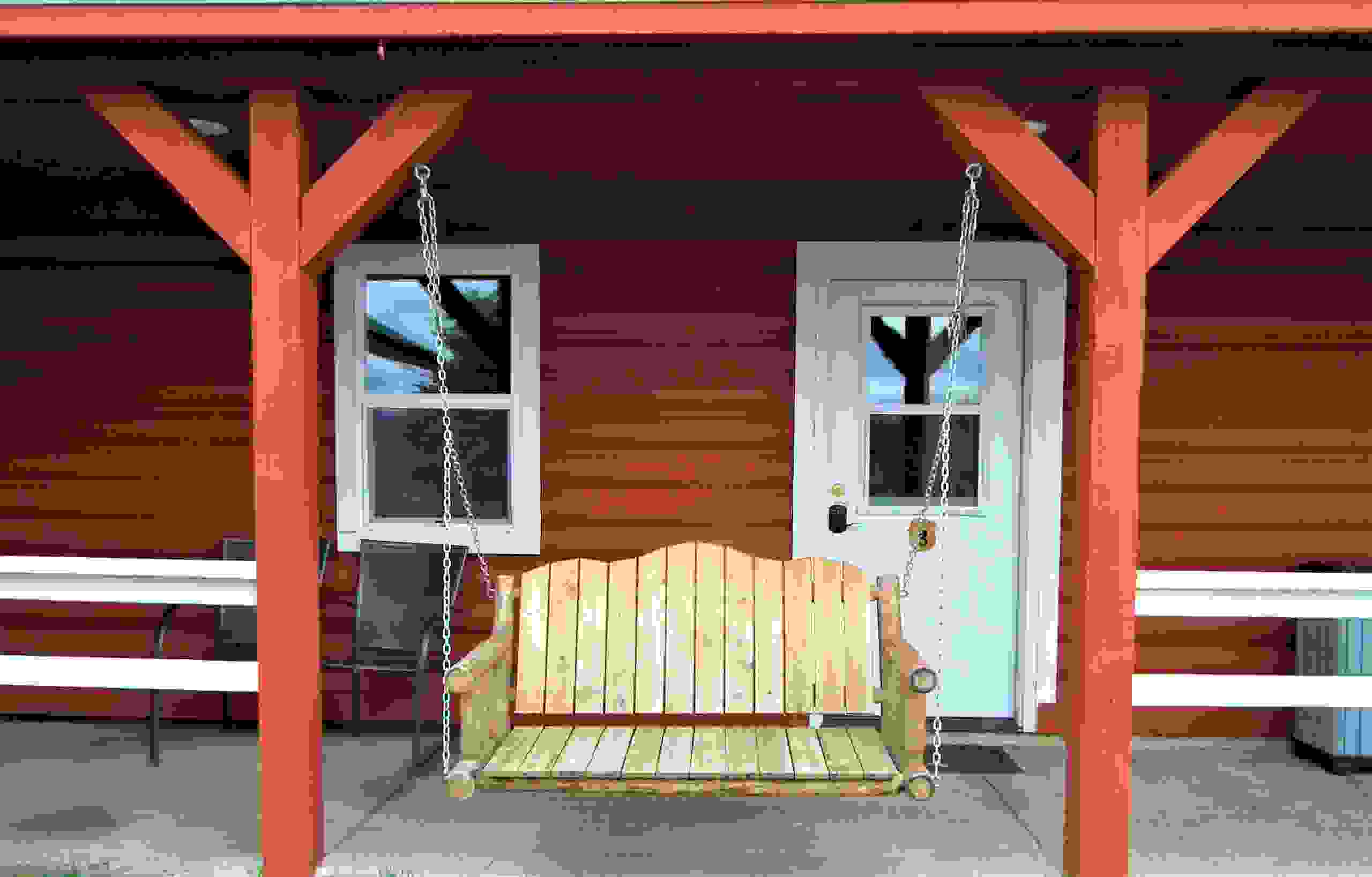 Boutique Motel in Cascade, Idaho - The Cascade Lake Inn