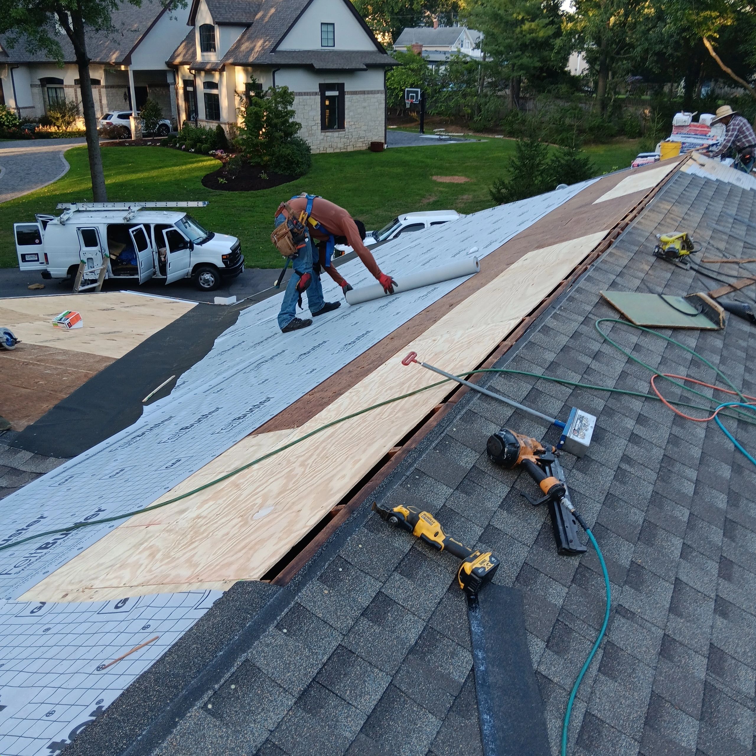 Expert Roofing, Painting & Plumbing Services