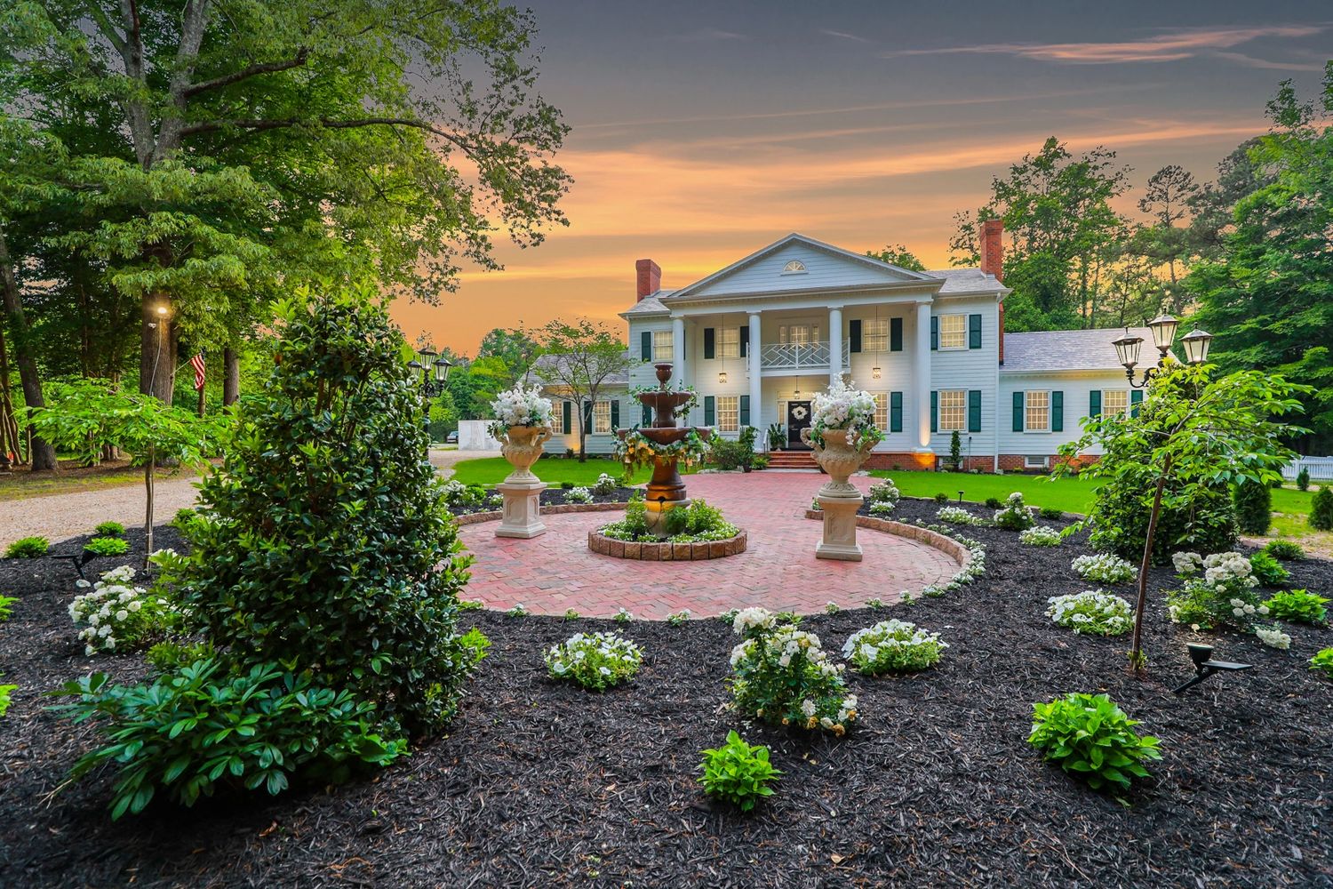 The Magnolia Mansion, Wedding Venue, Providence Forge, Virginia
