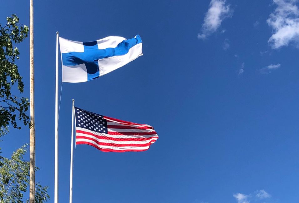 The Fulbright | Jonathan Capps Glass Art